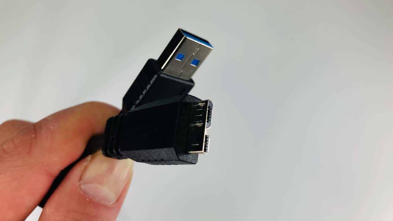 【レビュー】TP-Link Archer T4U Plus デカいアンテナの無線LAN子機 – たびくも